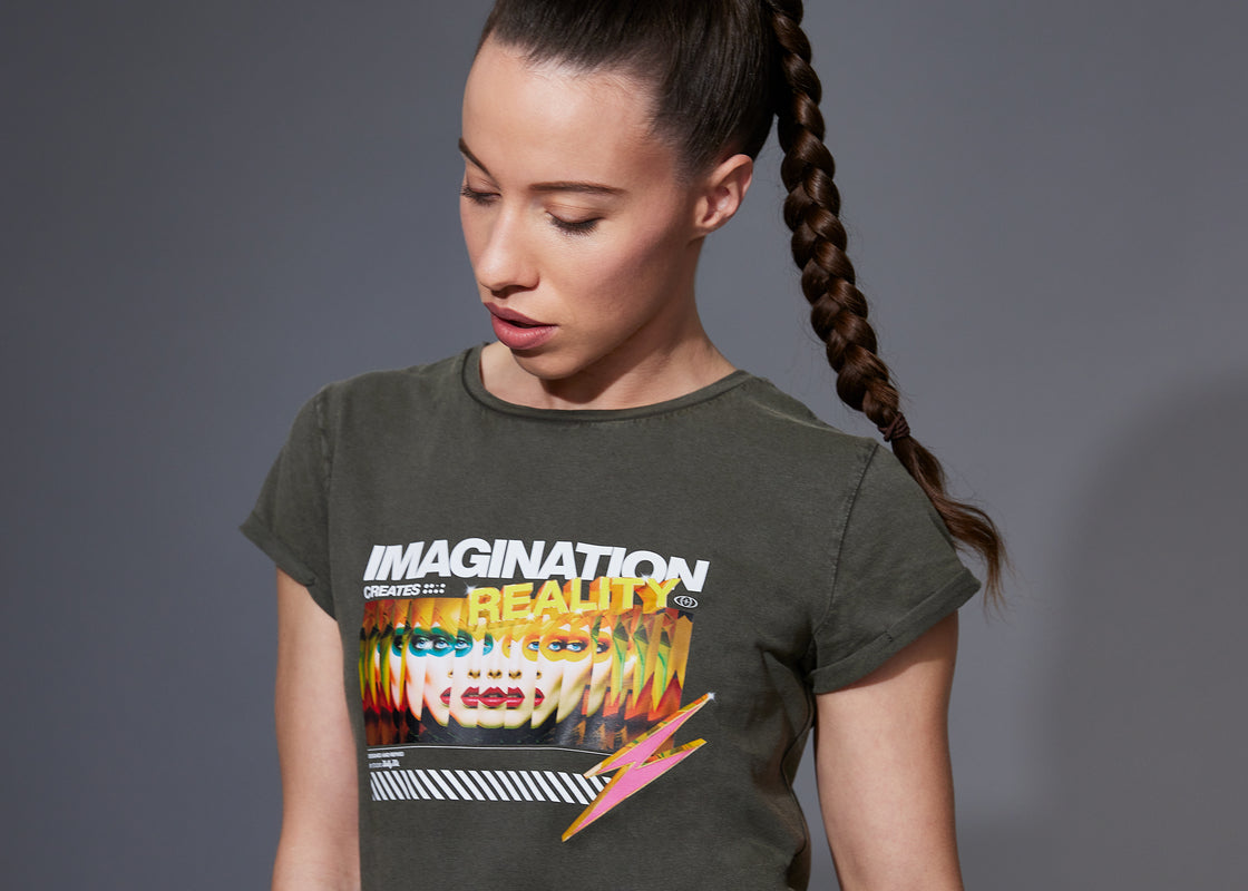 UNIQUITY. empowering apparel for females – UNIQUITY.me